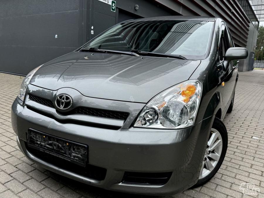 Toyota Corolla Verso 2007 in Alytus, with an engine capacity of 2.20 L and mileage of 421 thousand km for 2899 €, photo 33 on AUTOMOTO.COM.LV
