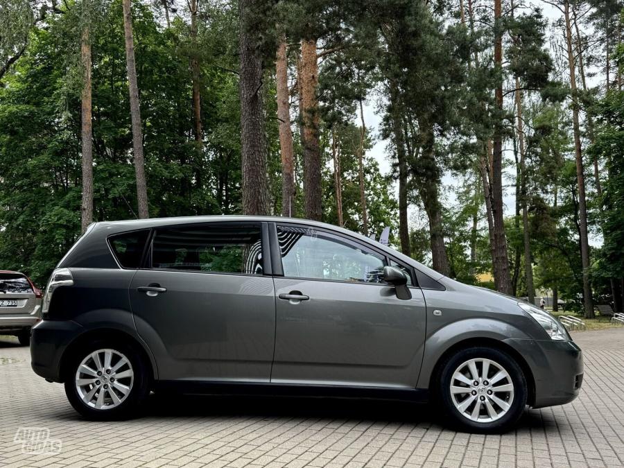 Toyota Corolla Verso 2007 in Alytus, with an engine capacity of 2.20 L and mileage of 421 thousand km for 2899 €, photo 35 on AUTOMOTO.COM.LV