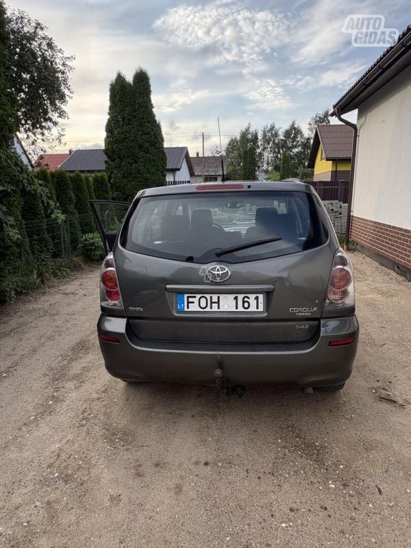 Toyota Corolla Verso 2007 Klaipėda, ar dzinēja tilpumu 2.20 L un nobraukumu 400 tūkst. km par 1100 €, foto 5 vietnē AUTOMOTO.COM.LV