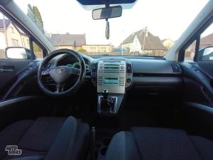 Toyota Corolla Verso 2008 in Siauliai, with an engine capacity of 2.20 L and mileage of 300 thousand km for 2000 €, photo 11 on AUTOMOTO.COM.LV