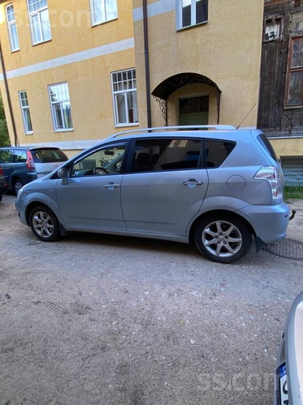 Toyota Corolla Verso 2008 Rīga, ar dzinēja tilpumu 1.80 L un nobraukumu 319 tūkst. km par 1200 €, foto 2 vietnē AUTOMOTO.COM.LV