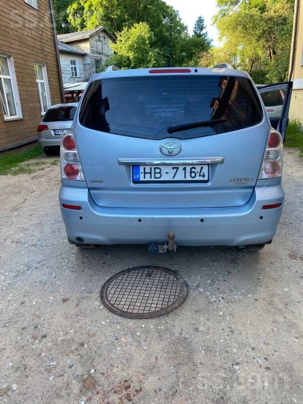 Toyota Corolla Verso 2008 Rīga, ar dzinēja tilpumu 1.80 L un nobraukumu 319 tūkst. km par 1200 €, foto 3 vietnē AUTOMOTO.COM.LV