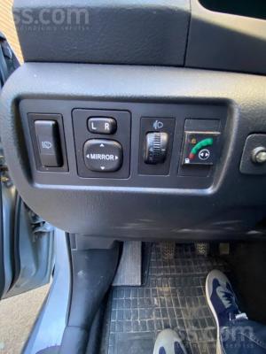 Toyota Corolla Verso 2008 Rīga, ar dzinēja tilpumu 1.80 L un nobraukumu 319 tūkst. km par 1200 €, foto 8 vietnē AUTOMOTO.COM.LV