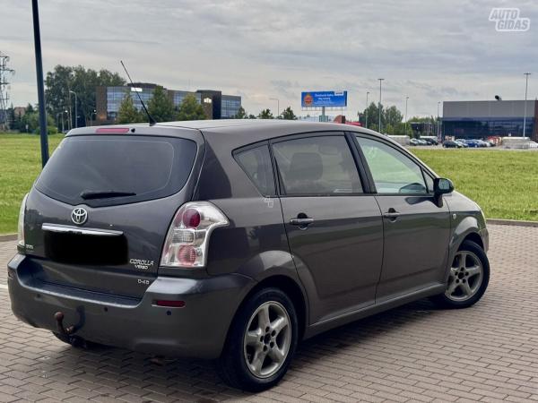 Toyota Corolla Verso 2008 in Kaunas, with an engine capacity of 2.20 L and mileage of 266 thousand km for 1590 €, photo 7 on AUTOMOTO.COM.LV