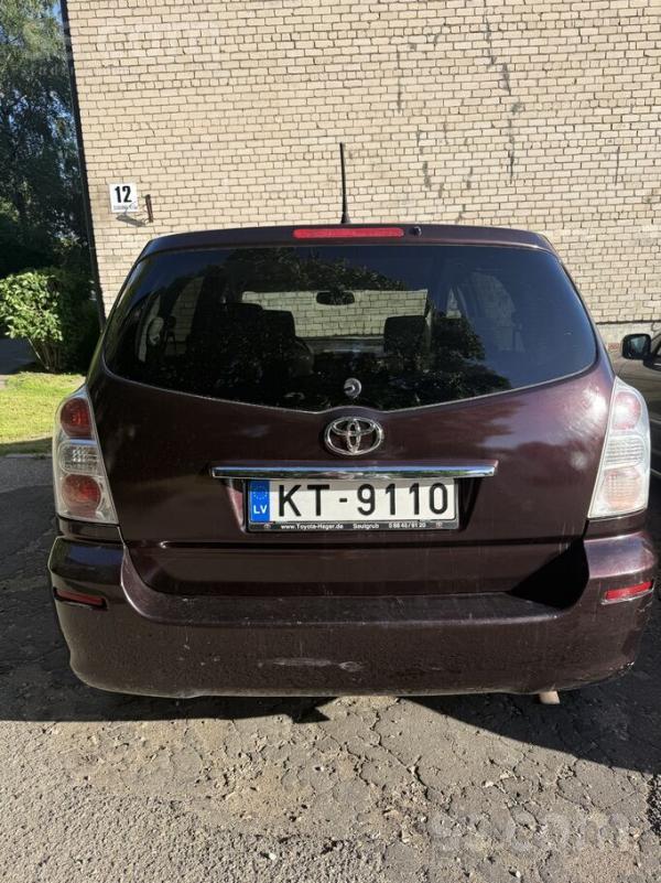 Toyota Corolla Verso 2008 Daugavpils, ar dzinēja tilpumu 2.20 L un nobraukumu 313 tūkst. km par 2500 €, foto 9 vietnē AUTOMOTO.COM.LV