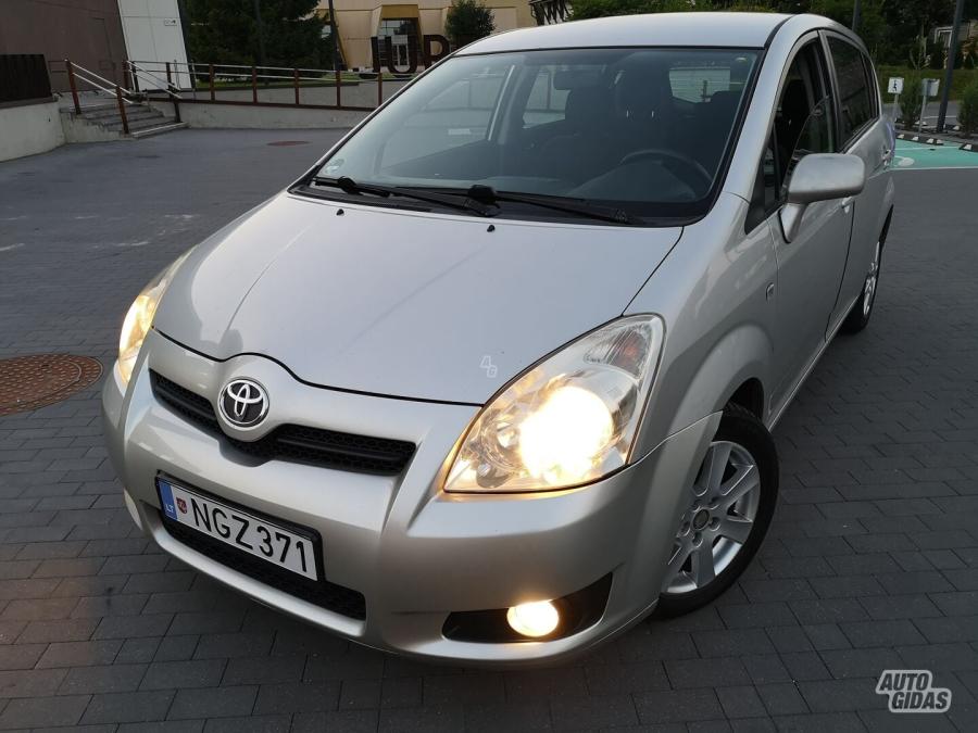 Тойота Королла Версо 2008 в Юрбаркас, объемом двигателя 2.20 л и пробегом 270 тыс. км за 1950 €, фото 4 на AUTOMOTO.COM.LV