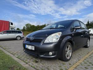 Toyota Corolla Verso 2008 Viļņa, ar dzinēja tilpumu 2.20 L un nobraukumu 237 tūkst. km par 1350 €, foto 7 vietnē AUTOMOTO.COM.LV