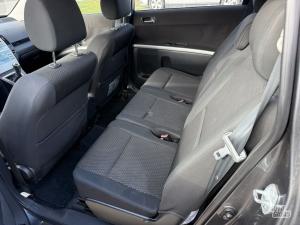 Toyota Corolla Verso 2008 Viļņa, ar dzinēja tilpumu 2.20 L un nobraukumu 237 tūkst. km par 1350 €, foto 11 vietnē AUTOMOTO.COM.LV