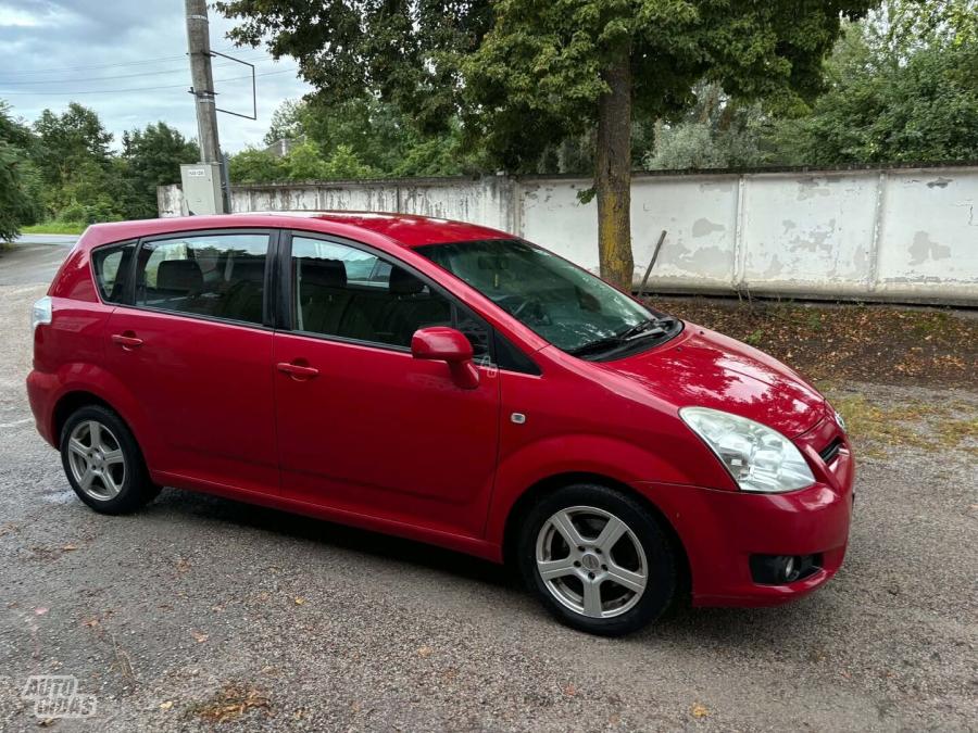 Toyota Corolla Verso 2008 Joniškis, ar dzinēja tilpumu 2.20 L un nobraukumu 310 tūkst. km par 2000 €, foto 3 vietnē AUTOMOTO.COM.LV