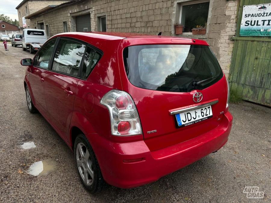 Toyota Corolla Verso 2008 Joniškis, ar dzinēja tilpumu 2.20 L un nobraukumu 310 tūkst. km par 2000 €, foto 7 vietnē AUTOMOTO.COM.LV