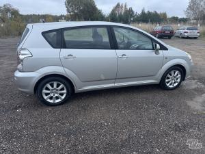 Toyota Corolla Verso 2008 in Vilnius, with an engine capacity of 2.20 L and mileage of 309 thousand km for 1750 €, photo 6 on AUTOMOTO.COM.LV