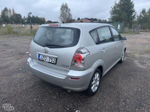 Toyota Corolla Verso 2008 in Vilnius, with an engine capacity of 2.20 L and mileage of 309 thousand km for 1750 €, photo 7 on AUTOMOTO.COM.LV