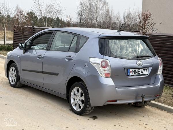 Toyota Corolla Verso 2009 Viļņa, ar dzinēja tilpumu 2.00 L un nobraukumu 232 tūkst. km par 3500 €, foto 6 vietnē AUTOMOTO.COM.LV