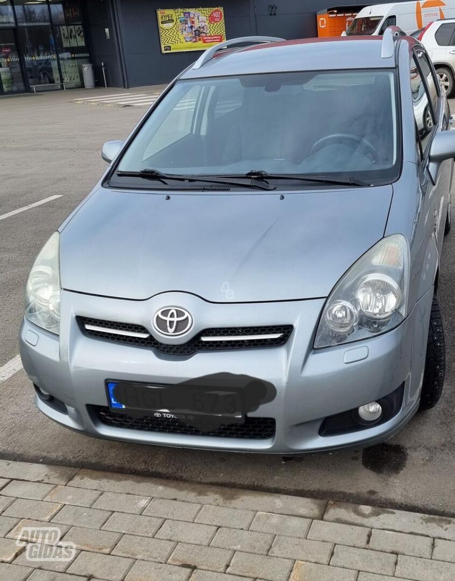 Toyota Corolla Verso 2009 Panevēža, ar dzinēja tilpumu 2.20 L un nobraukumu 290 tūkst. km par 1950 €, foto 1 vietnē AUTOMOTO.COM.LV