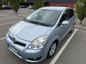 Toyota Corolla Verso 2009 in Klaipeda, with an engine capacity of 2.20 L and mileage of 290 thousand km for 2850 €, photo 17 on AUTOMOTO.COM.LV