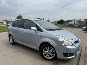 Toyota Corolla Verso 2009 in Klaipeda, with an engine capacity of 2.20 L and mileage of 290 thousand km for 2850 €, photo 18 on AUTOMOTO.COM.LV
