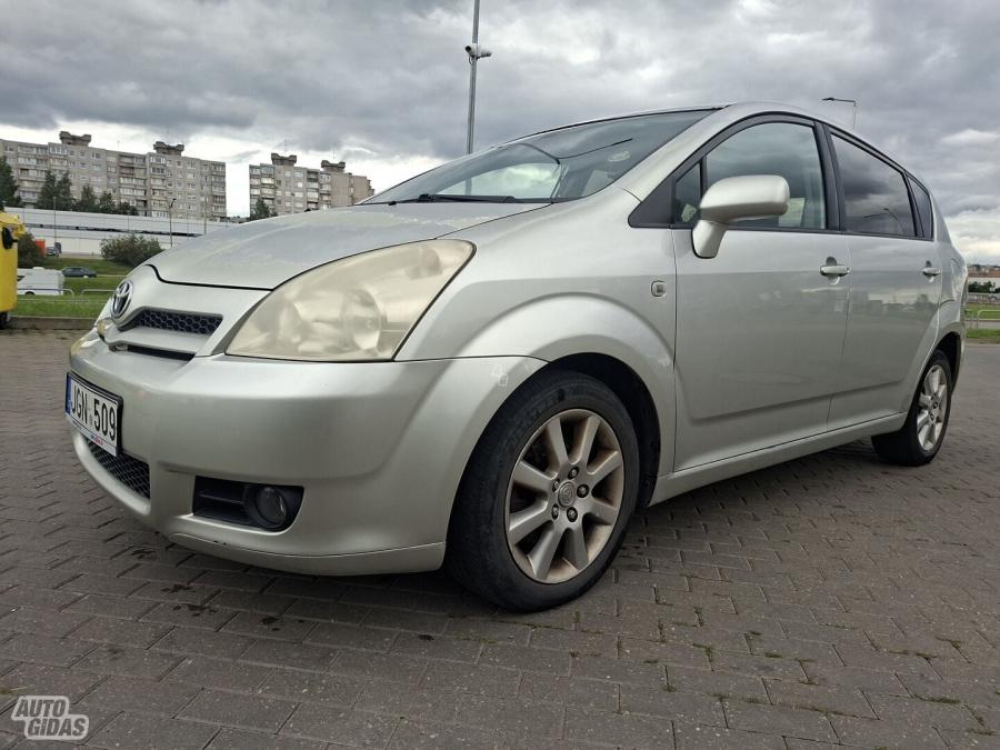 Toyota Corolla Verso 2024 in Kaunas, with an engine capacity of 2.00 L and mileage of 370 thousand km for 1100 €, photo 3 on AUTOMOTO.COM.LV