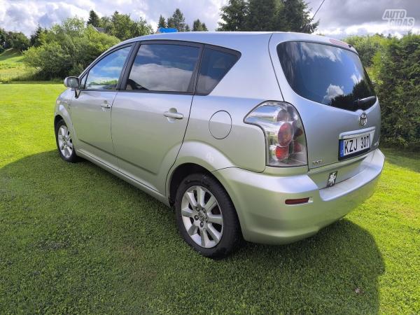 Toyota Corolla Verso 2024 in Utena, with an engine capacity of 2.00 L and mileage of 387 thousand km for 1500 €, photo 7 on AUTOMOTO.COM.LV