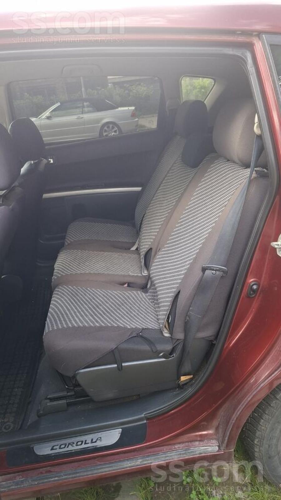 Sarkans Toyota Corolla Verso 2005 Rīga, ar dzinēja tilpumu 2.00 L un nobraukumu 271 tūkst. km par 1700 €, foto 10 vietnē AUTOMOTO.COM.LV