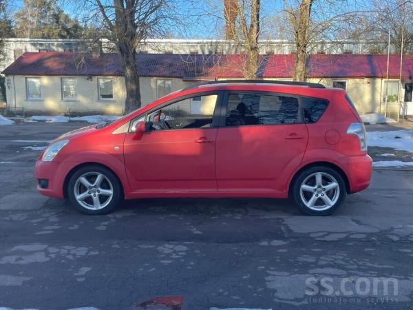 Sarkans Toyota Corolla Verso 2009 Rīga, ar dzinēja tilpumu 2.20 L un nobraukumu 0 tūkst. km par 2499 €, foto 2 vietnē AUTOMOTO.COM.LV