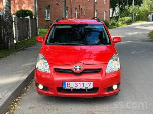 Красный Тойота Королла Версо 2009 в Рига, объемом двигателя 2.20 л и пробегом 0 тыс. км за 2299 €, фото 9 на AUTOMOTO.COM.LV