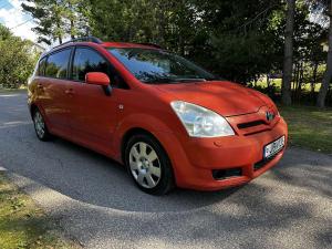 Sarkans Toyota Corolla Verso 2007 Viļņa, ar dzinēja tilpumu 2.00 L un nobraukumu 270 tūkst. km par 1300 €, foto 4 vietnē AUTOMOTO.COM.LV