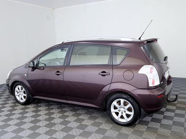 Sarkans Toyota Corolla Verso 2008 Tallina, ar dzinēja tilpumu 2.20 L un nobraukumu 248 tūkst. km par 2099 €, foto 5 vietnē AUTOMOTO.COM.LV