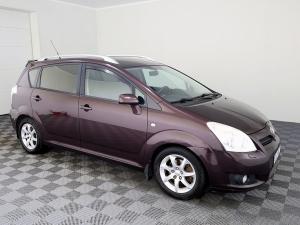 Red Toyota Corolla Verso 2008 in Tallinn, with an engine capacity of 2.20 L and mileage of 248 thousand km for 2099 €, photo 10 on AUTOMOTO.COM.LV