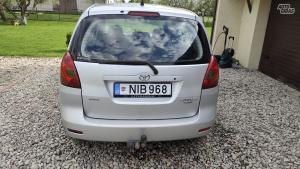 Toyota Corolla Verso 2002 in Marijampole, with an engine capacity of 2.00 L and mileage of 351 thousand km for 450 €, photo 8 on AUTOMOTO.COM.LV