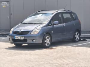 Toyota Corolla Verso 2003 in Vilnius, with an engine capacity of 1.60 L and mileage of 296 thousand km for 1350 €, photo  on AUTOMOTO.COM.LV