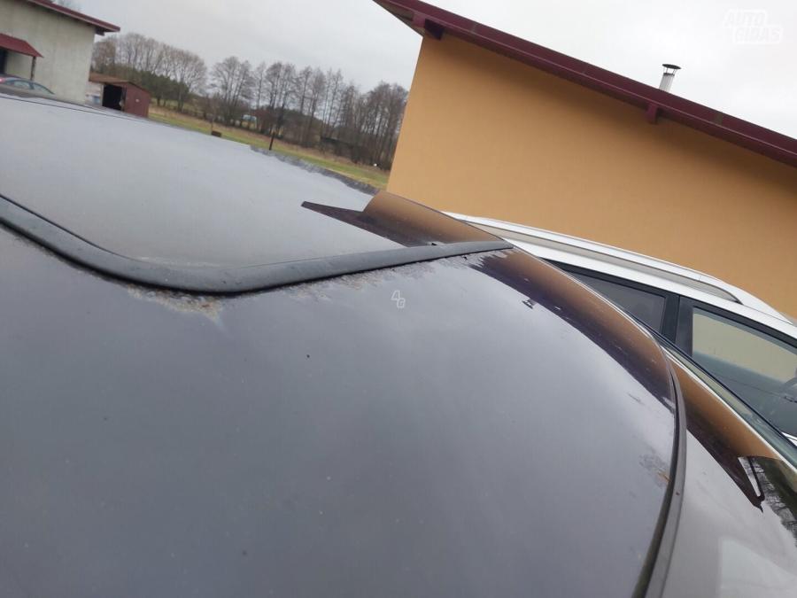 Toyota Corolla Verso 2004 Viļņa, ar dzinēja tilpumu 1.80 L un nobraukumu 297 tūkst. km par 1700 €, foto 6 vietnē AUTOMOTO.COM.LV