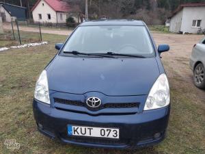 Toyota Corolla Verso 2004 Viļņa, ar dzinēja tilpumu 1.80 L un nobraukumu 297 tūkst. km par 1700 €, foto 10 vietnē AUTOMOTO.COM.LV