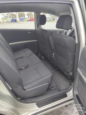 Toyota Corolla Verso 2004 Kauņa, ar dzinēja tilpumu 2.00 L un nobraukumu 281 tūkst. km par 1200 €, foto 11 vietnē AUTOMOTO.COM.LV