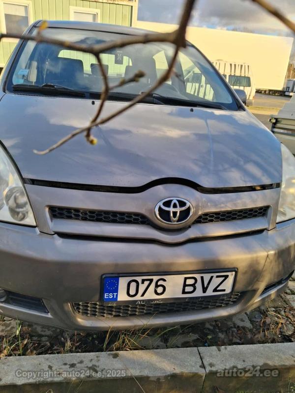 Toyota Corolla Verso 2005 Tallina, ar dzinēja tilpumu 2.00 L un nobraukumu 0 tūkst. km par 1800 €, foto 6 vietnē AUTOMOTO.COM.LV
