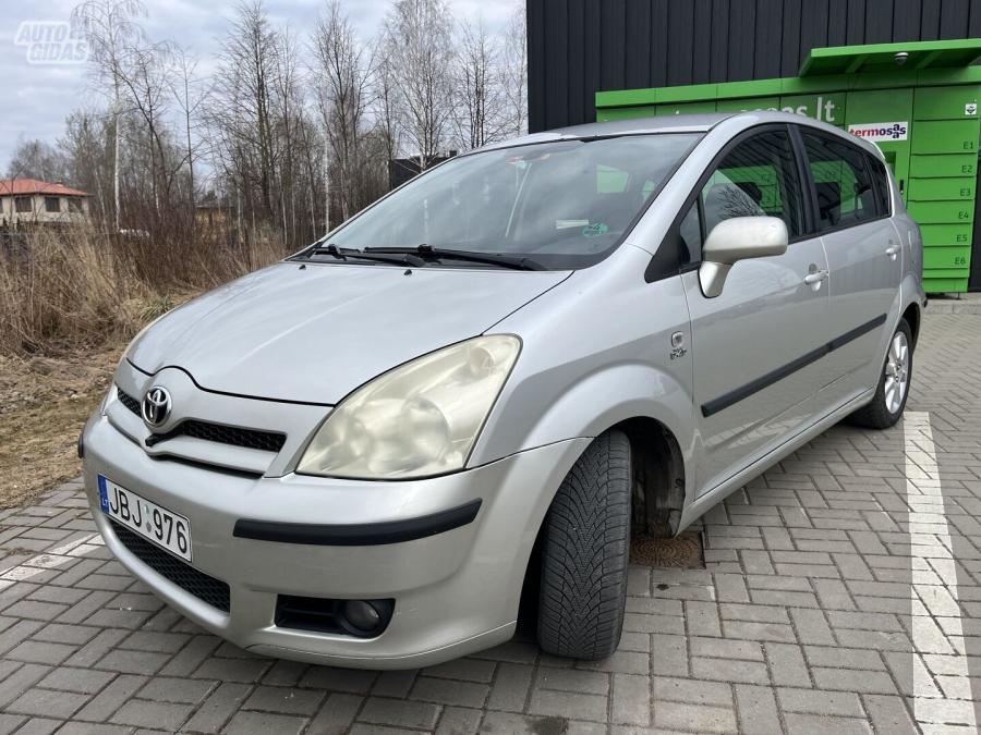 Toyota Corolla Verso 2005 Kauņa, ar dzinēja tilpumu 2.00 L un nobraukumu 235 tūkst. km par 1500 €, foto 2 vietnē AUTOMOTO.COM.LV