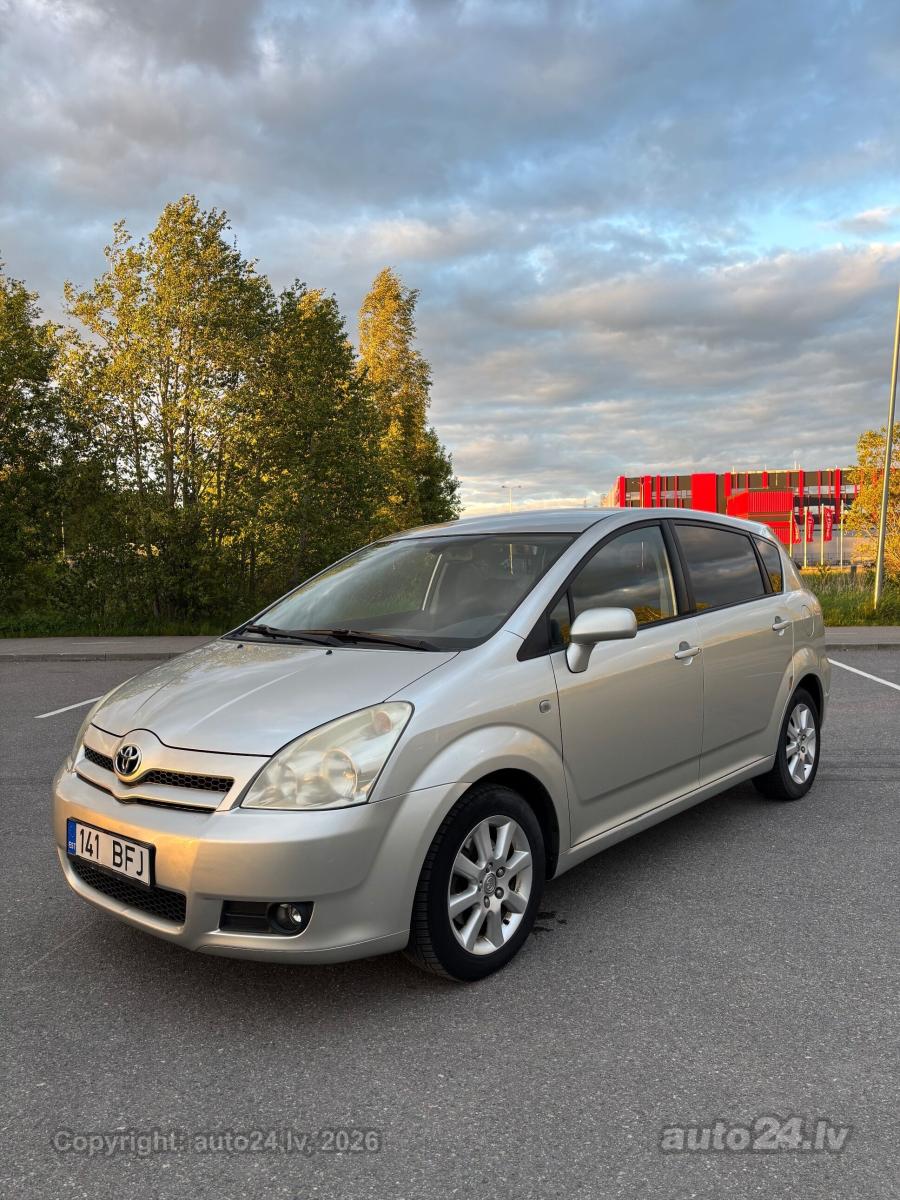 Toyota Corolla Verso 2005 Keila, ar dzinēja tilpumu 1.60 L un nobraukumu 215 tūkst. km par 2000 €, foto 5 vietnē AUTOMOTO.COM.LV