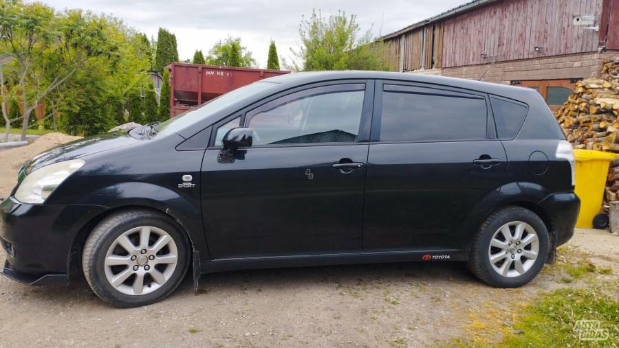 Toyota Corolla Verso 2005 Kauņa, ar dzinēja tilpumu 22.00 L un nobraukumu 350 tūkst. km par 2100 €, foto 3 vietnē AUTOMOTO.COM.LV
