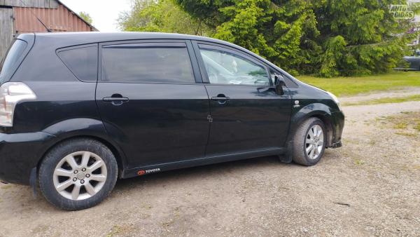 Toyota Corolla Verso 2005 Kauņa, ar dzinēja tilpumu 22.00 L un nobraukumu 350 tūkst. km par 2100 €, foto 4 vietnē AUTOMOTO.COM.LV