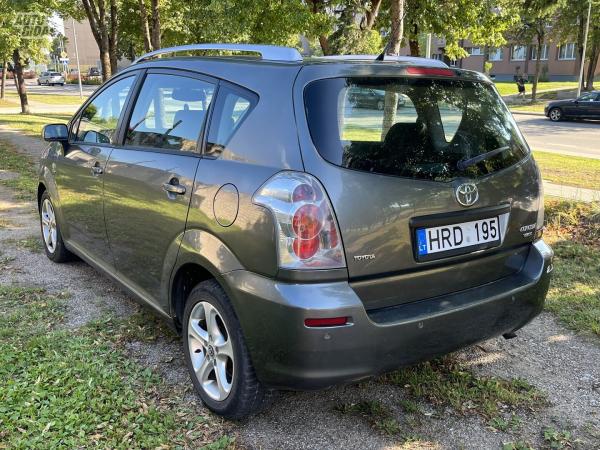 Toyota Corolla Verso 2005 Jonava, ar dzinēja tilpumu 2.00 L un nobraukumu 291 tūkst. km par 1650 €, foto 3 vietnē AUTOMOTO.COM.LV
