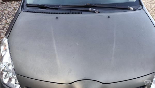 Toyota Corolla Verso 2005 Marijampole, ar dzinēja tilpumu 2.20 L un nobraukumu 390 tūkst. km par 500 €, foto 5 vietnē AUTOMOTO.COM.LV