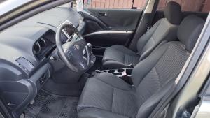 Toyota Corolla Verso 2005 in Marijampole, with an engine capacity of 2.20 L and mileage of 390 thousand km for 500 €, photo 16 on AUTOMOTO.COM.LV