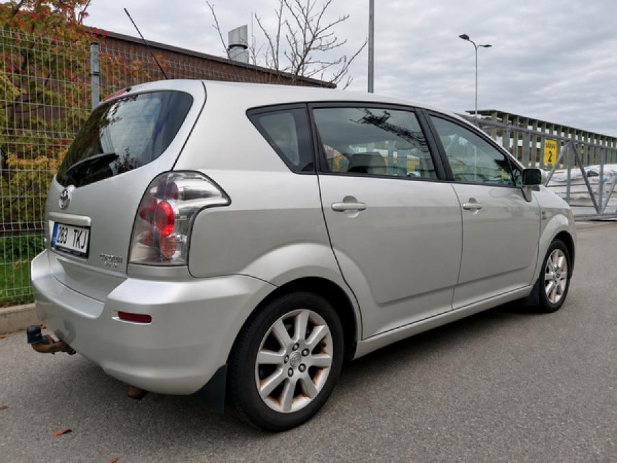 Toyota Corolla Verso 2005 Tartu, ar dzinēja tilpumu 2.00 L un nobraukumu 354 tūkst. km par 1390 €, foto 4 vietnē AUTOMOTO.COM.LV