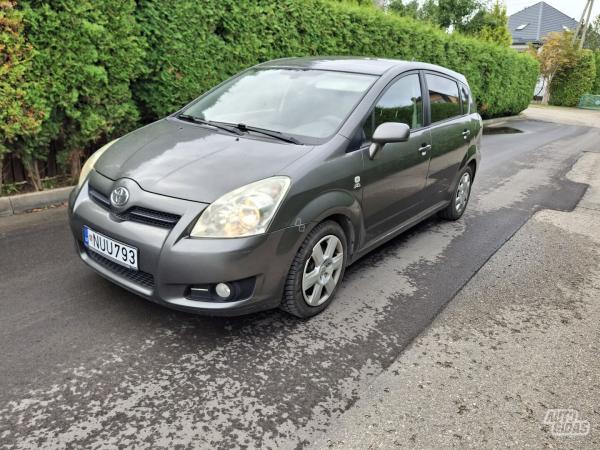 Toyota Corolla Verso 2005 Mažeikiai, ar dzinēja tilpumu 2.00 L un nobraukumu 285 tūkst. km par 1450 €, foto 1 vietnē AUTOMOTO.COM.LV