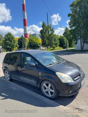 Toyota Corolla Verso 2006 Tallina, ar dzinēja tilpumu 2.20 L un nobraukumu 0 tūkst. km par 2100 €, foto 3 vietnē AUTOMOTO.COM.LV