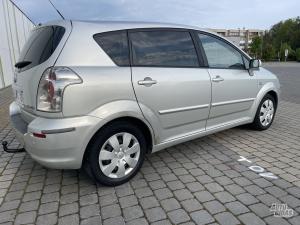 Toyota Corolla Verso 2006 in Vilnius, with an engine capacity of 2.00 L and mileage of 300 thousand km for 1750 €, photo 12 on AUTOMOTO.COM.LV