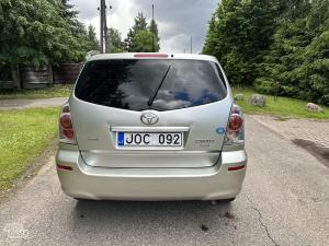 Toyota Corolla Verso 2006 in Vilnius, with an engine capacity of 2.00 L and mileage of 223 thousand km for 1800 €, photo 7 on AUTOMOTO.COM.LV
