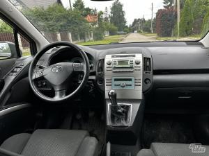 Toyota Corolla Verso 2006 in Vilnius, with an engine capacity of 2.20 L and mileage of 320 thousand km for 2000 €, photo 10 on AUTOMOTO.COM.LV