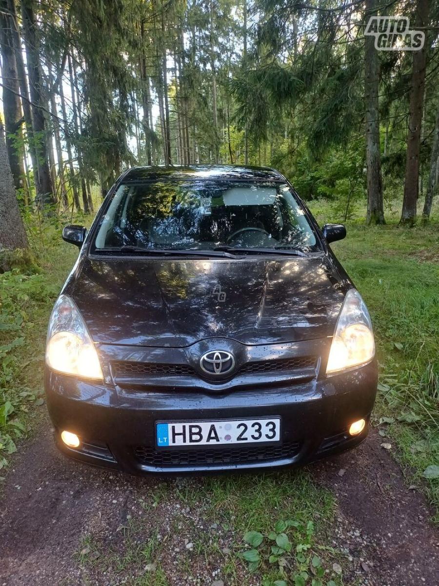 Тойота Королла Версо 2006 в Ретавас, объемом двигателя 2.20 л и пробегом 312 тыс. км за 1350 €, фото 5 на AUTOMOTO.COM.LV