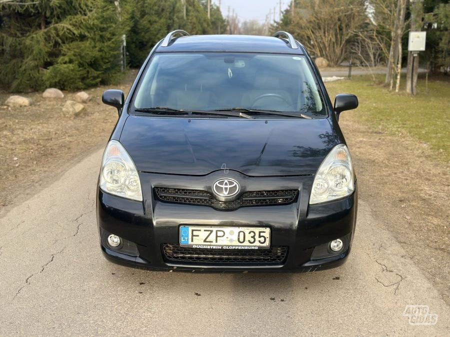 Toyota Corolla Verso 2007 Viļņa, ar dzinēja tilpumu 2.20 L un nobraukumu 320 tūkst. km par 1800 €, foto 2 vietnē AUTOMOTO.COM.LV