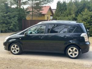 Toyota Corolla Verso 2007 Viļņa, ar dzinēja tilpumu 2.20 L un nobraukumu 320 tūkst. km par 1800 €, foto 8 vietnē AUTOMOTO.COM.LV